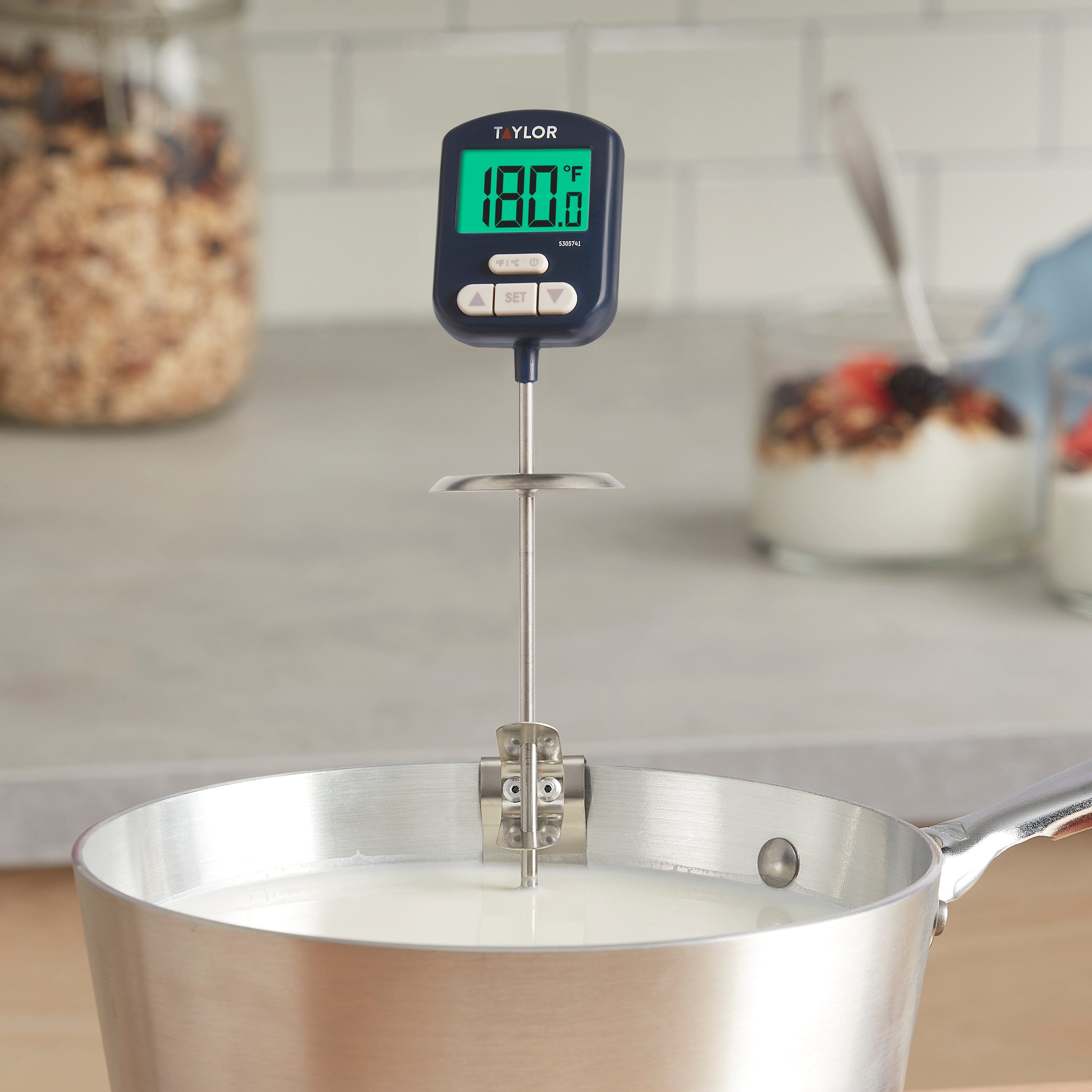 Digital Premium High Heat Resistant Candy Thermometer – Taylor USA